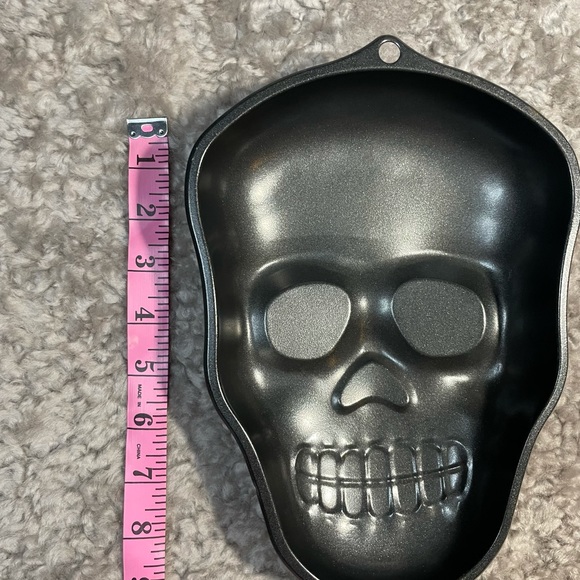 Other | Halloween Skeleton Cake Pan | Poshmark